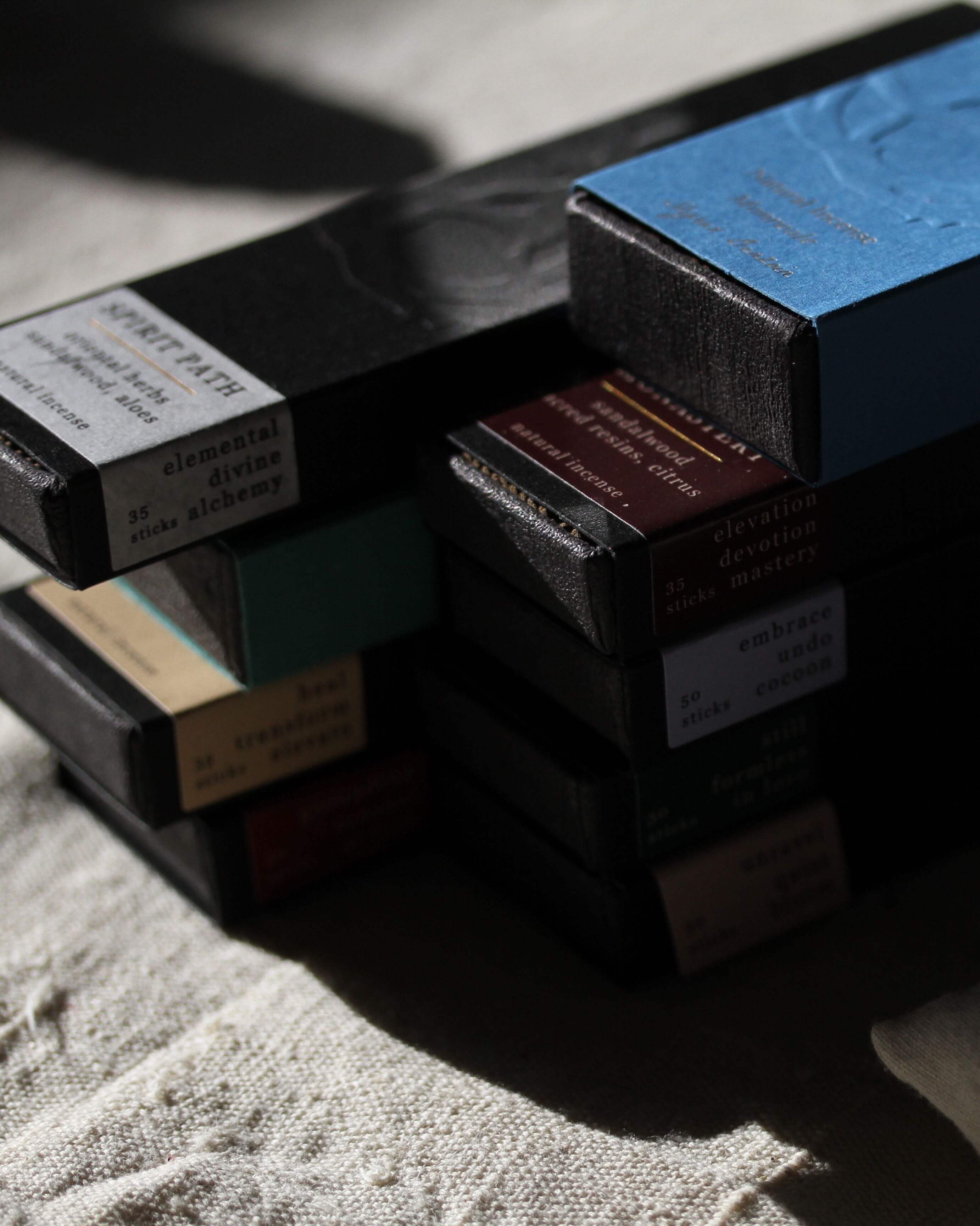 What are the Different Types of Natural Incense ? – Ume